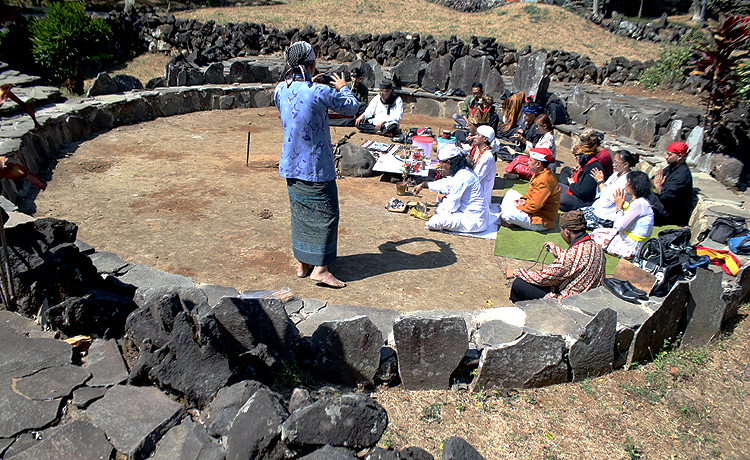 Situs Taman Purbakala Cipari