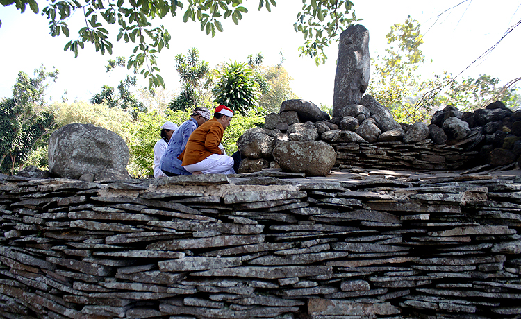 Situs Taman Purbakala Cipari