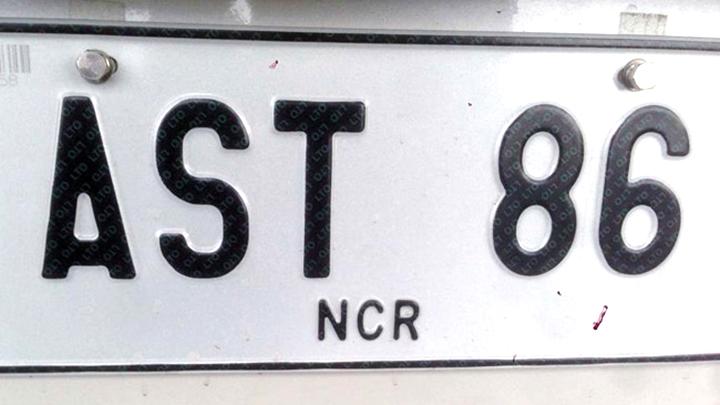 Plat Nomor Putih Mulai Berlaku, Begini Cara Dapat dan Tarifnya