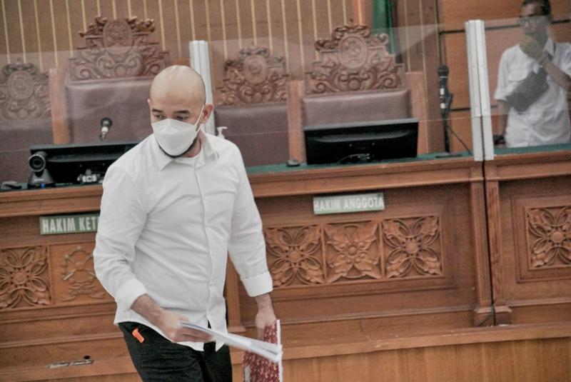 Siasat Anak Buah Sambo Berkelit dari Kasus Pembunuhan Yosua (3) Siasat Anak Buah Sambo Berkelit dari Kasus Pembunuhan Yosua (3)
