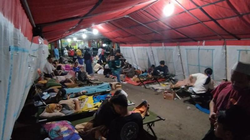 Usai Diguncang Gempa, Bupati Cianjur Tetapkan Status Tanggap Darurat Usai Diguncang Gempa, Bupati Cianjur Tetapkan Status Tanggap Darurat