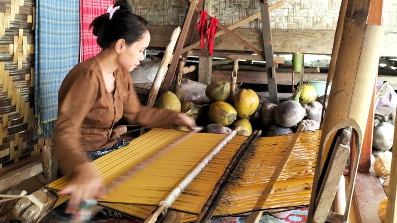 Mengenal Tenun Badui